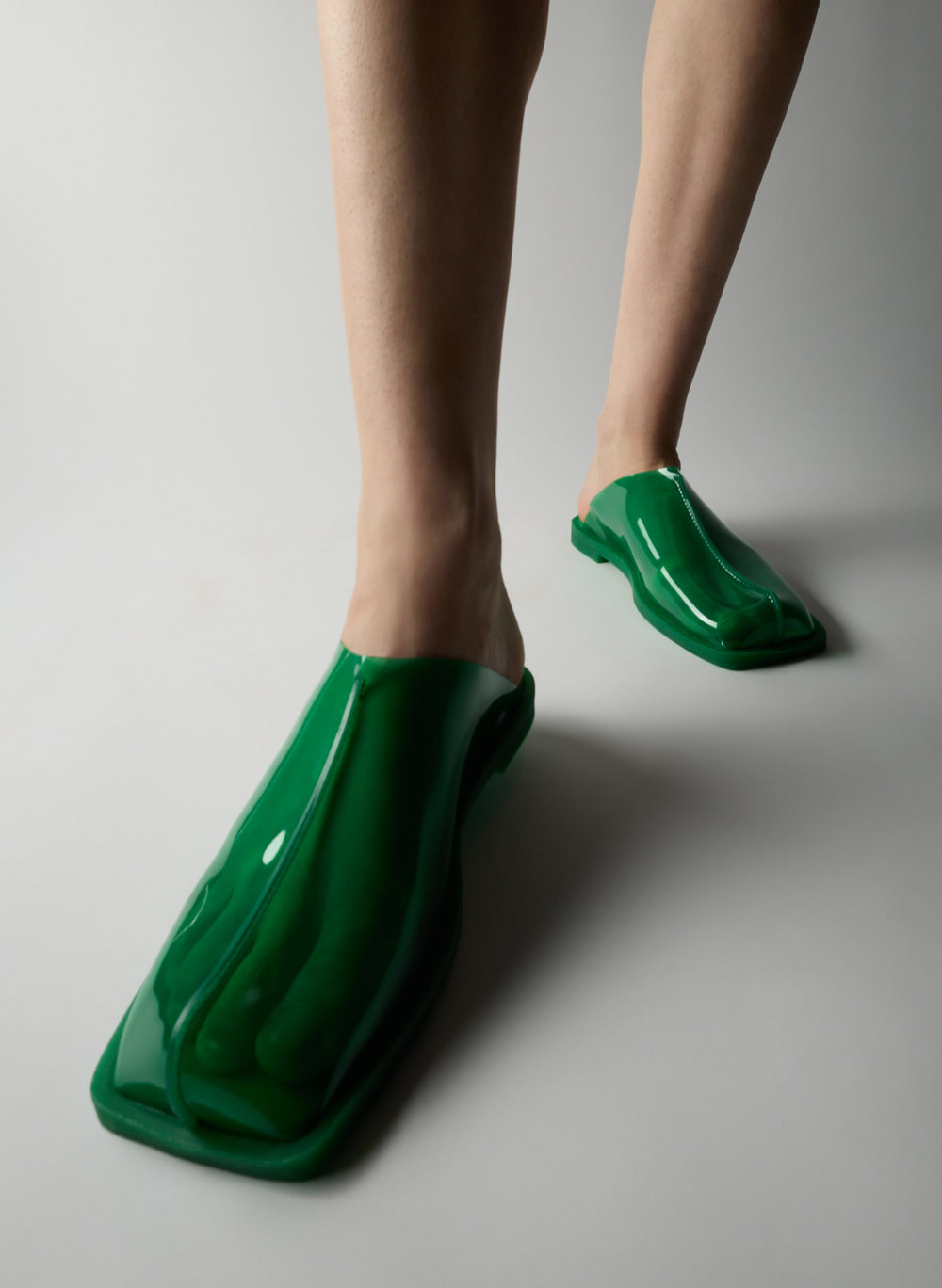 Tris Slide – Tibi Official