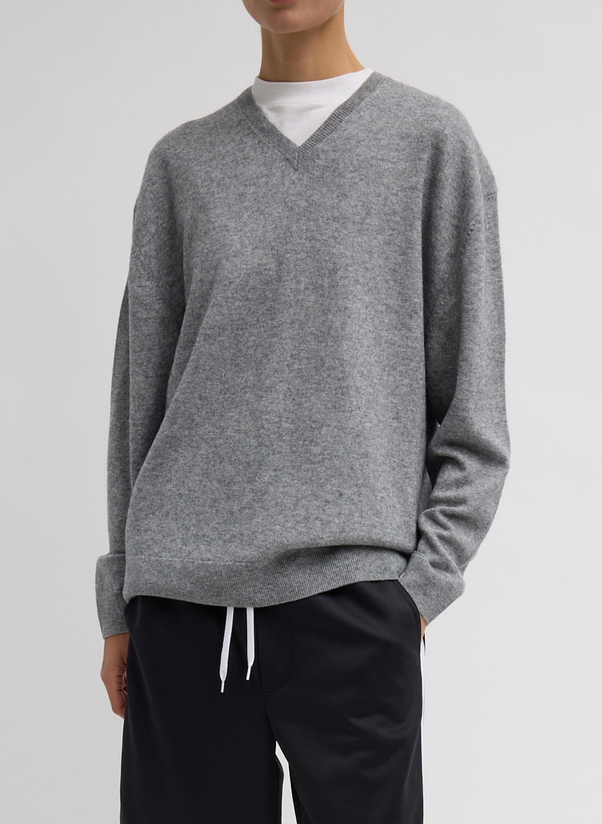 Washable Cashmere Easy V-Neck Sweater – Tibi Official