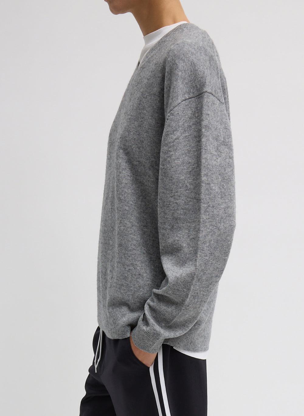 Washable Cashmere Easy V-Neck Sweater – Tibi Official