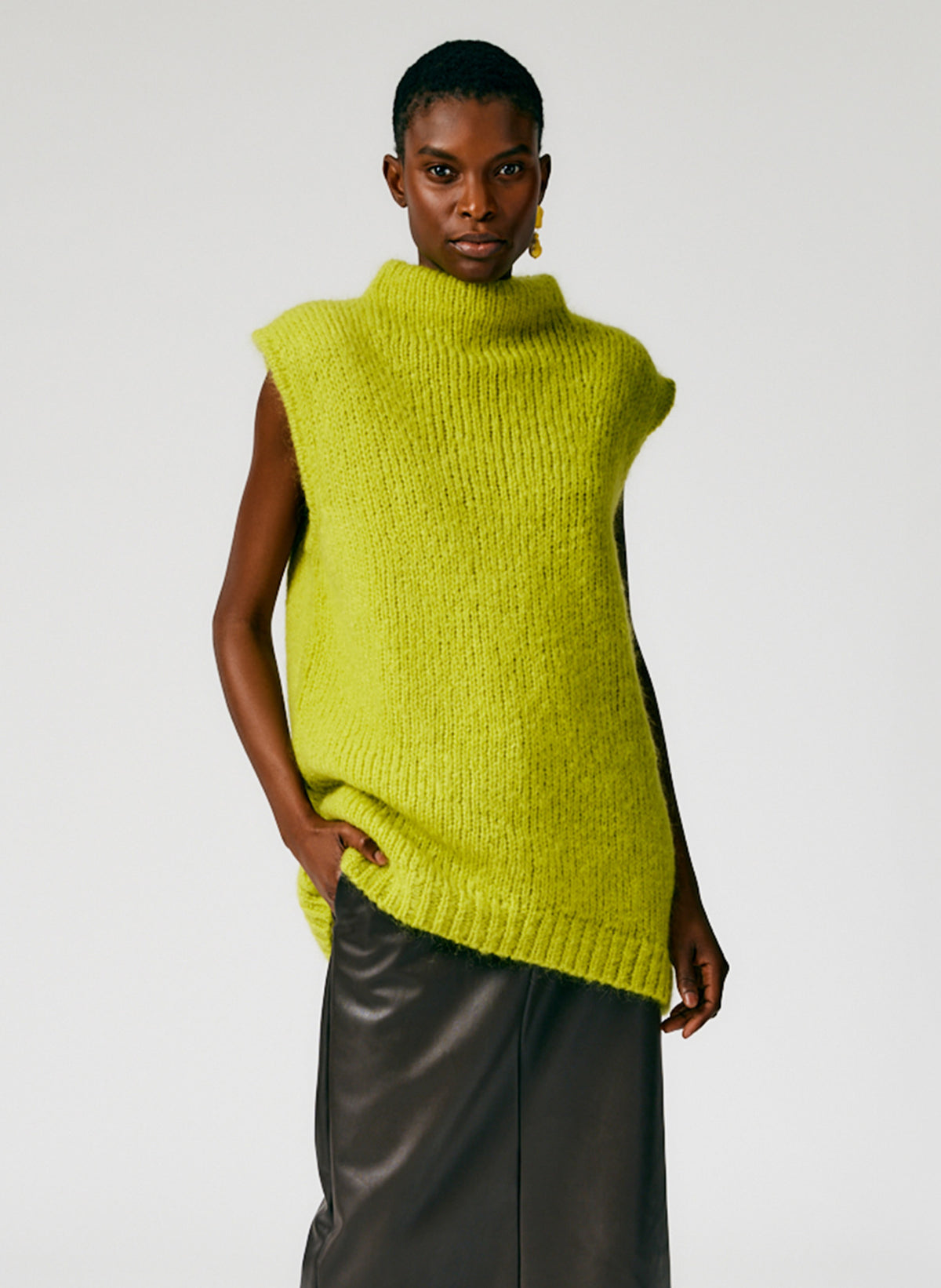 Claude Mohair Cocoon Funnelneck Vest – Tibi Official